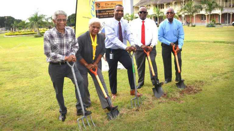 Become a Volunteer – The Mico University College